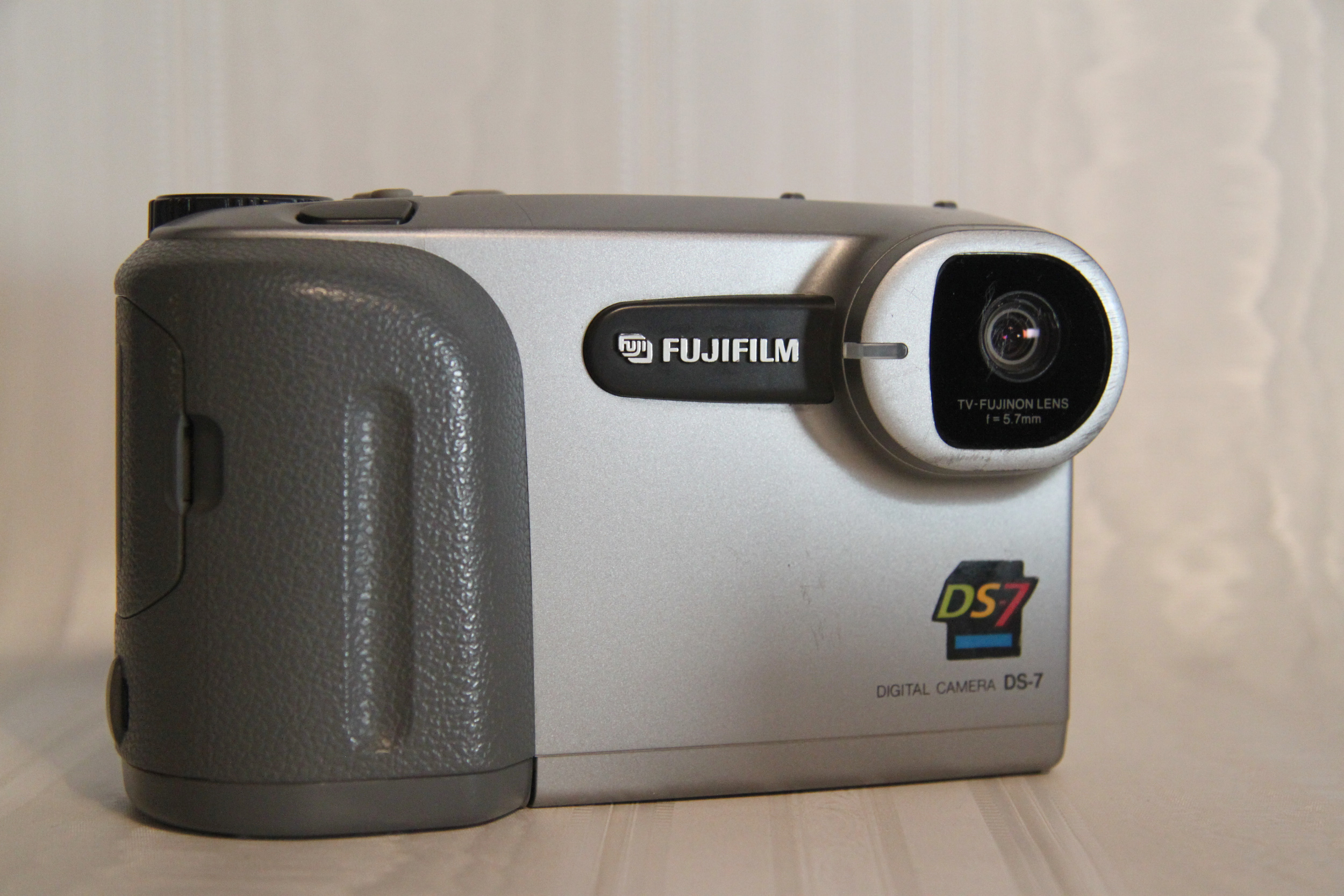 Fujifilm DS-7