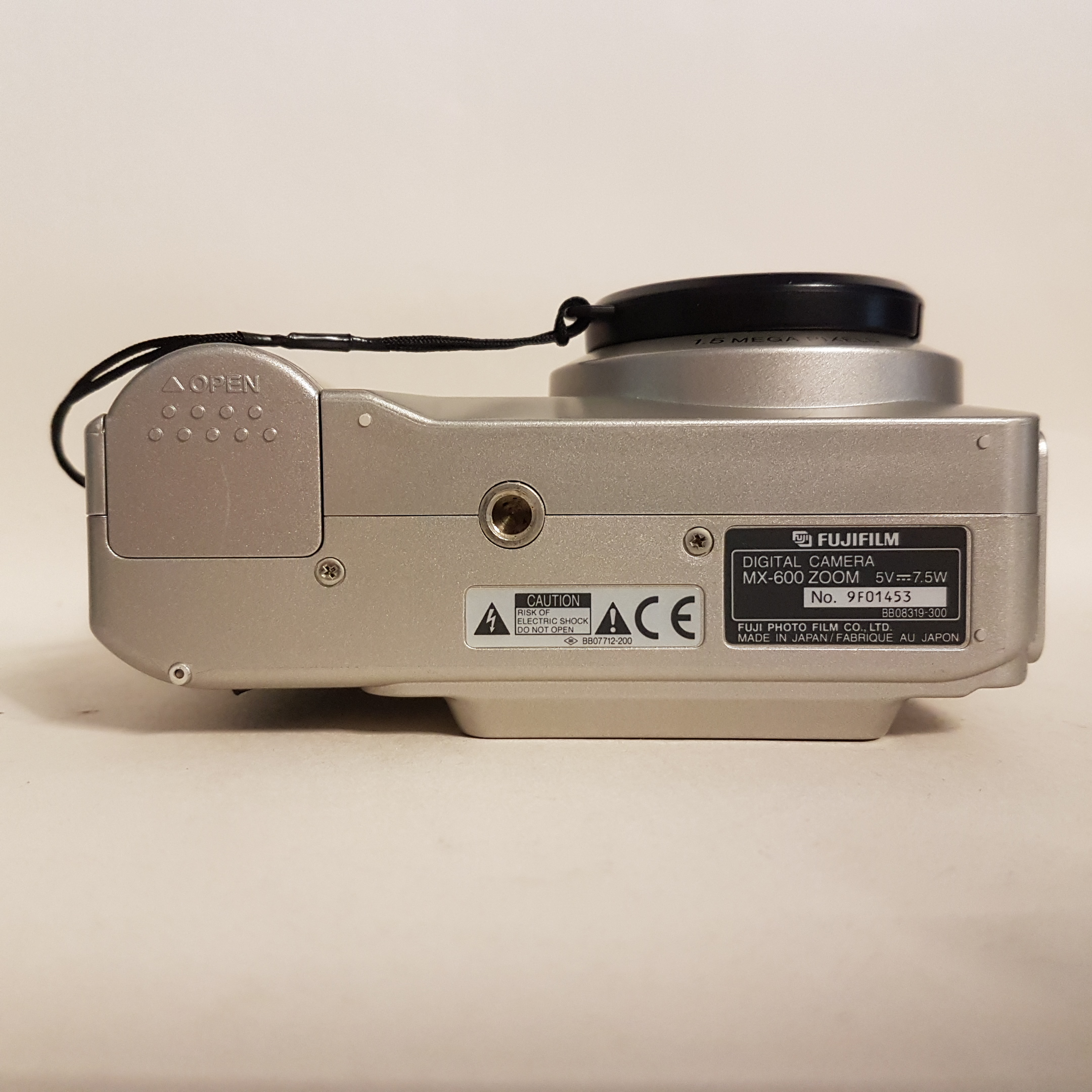 Fujifilm MX-600 Zoom