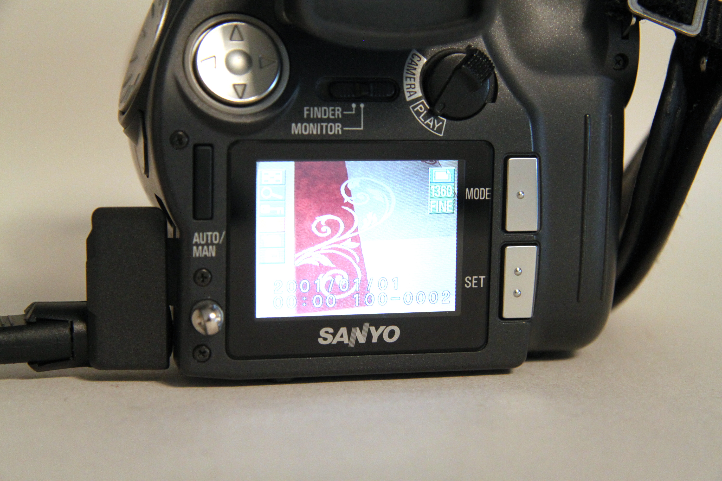 Sanyo IDC-1000Z