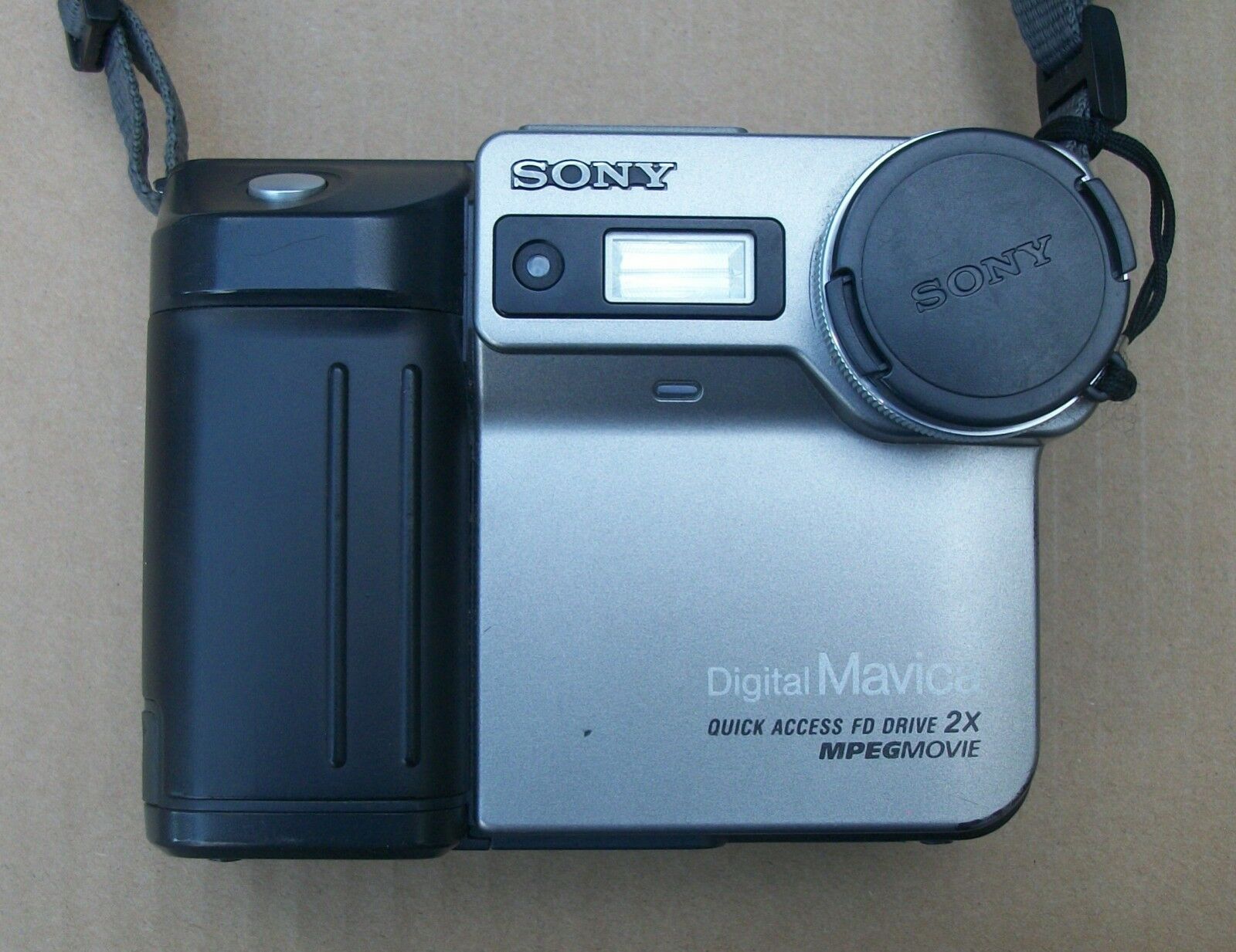 Sony MVC-FD81