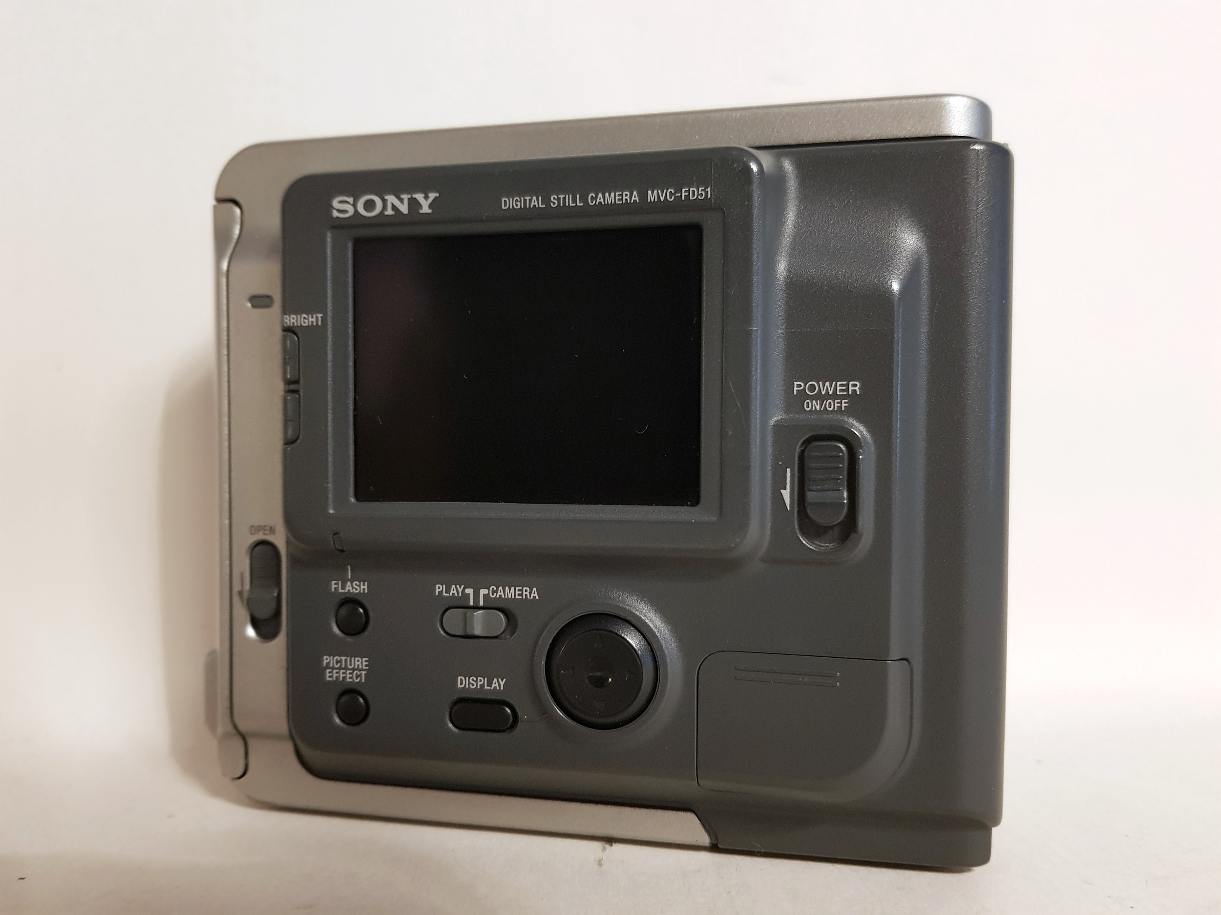 Sony MVC-FD51
