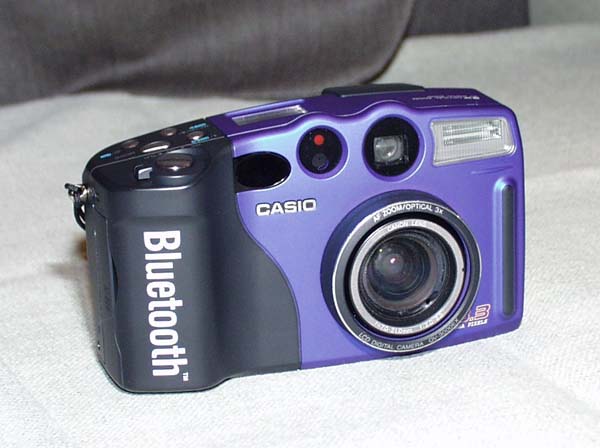 Casio QV-3000 bluetooth camera (2000)