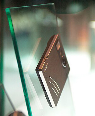 Sony credit card camera (2000)